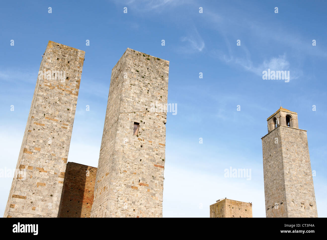 Famose torri medievali immagini e fotografie stock ad alta risoluzione ...