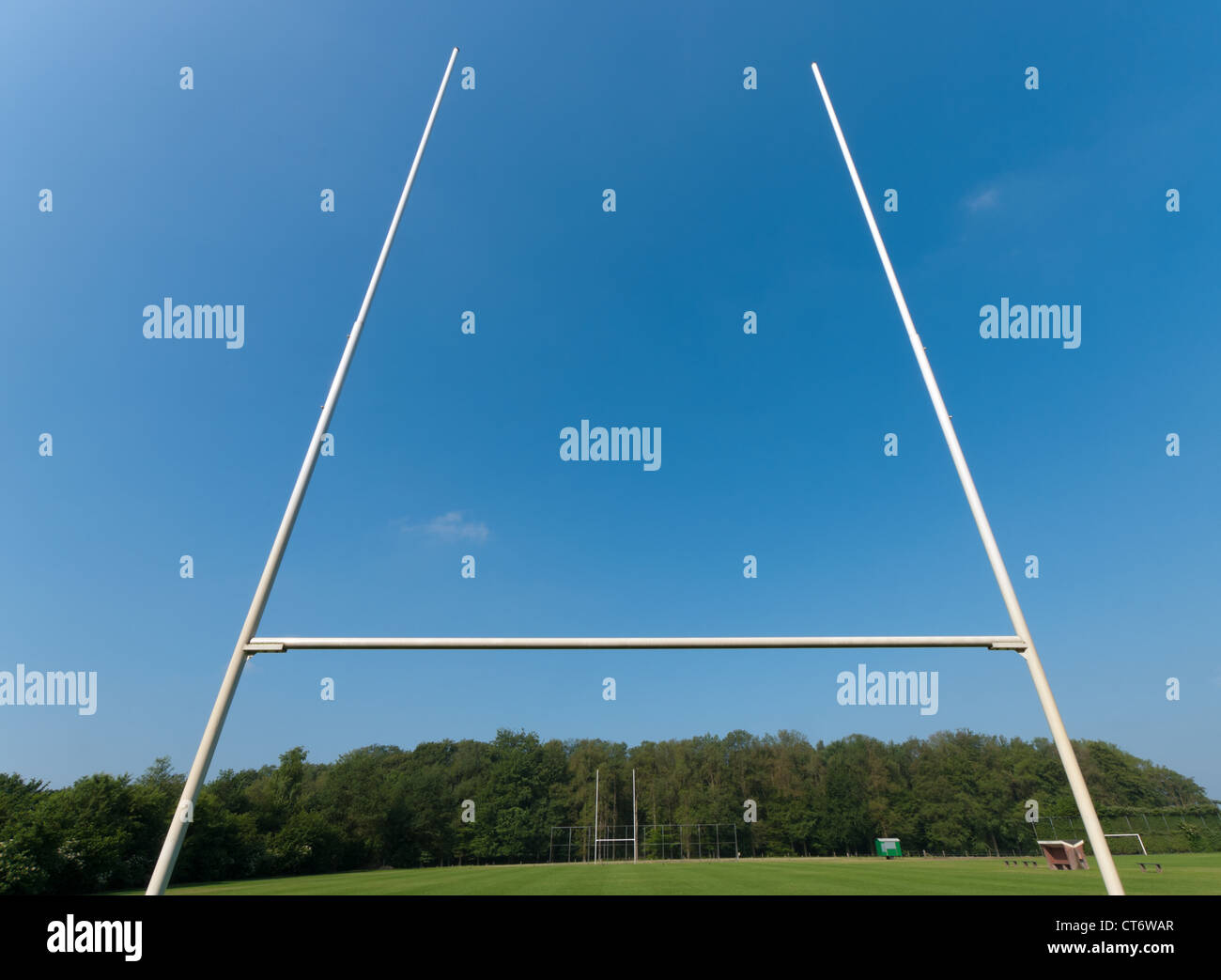 Campo da rugby immagini e fotografie stock ad alta risoluzione - Alamy