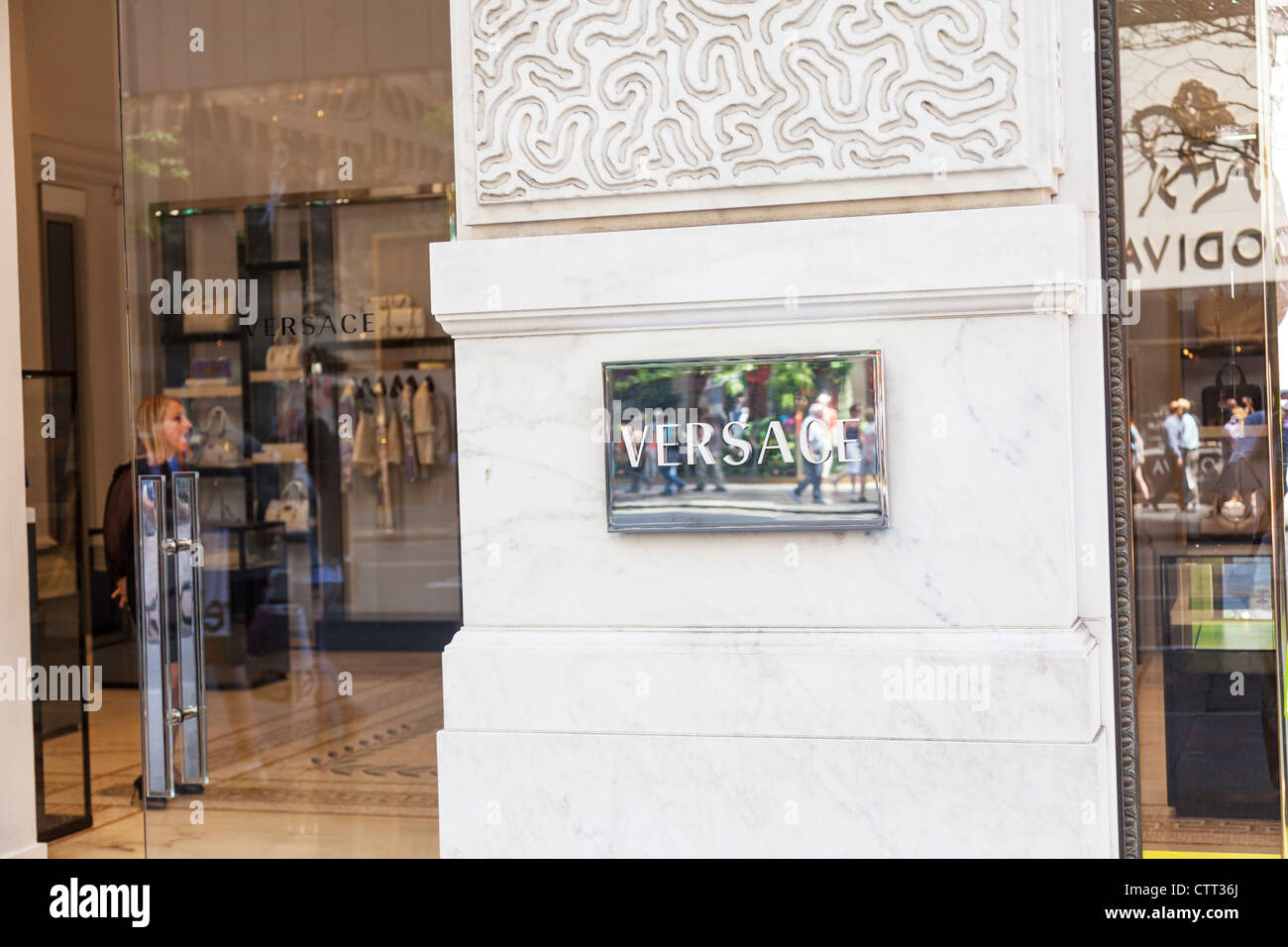 Edificio versace immagini e fotografie stock ad alta risoluzione - Alamy