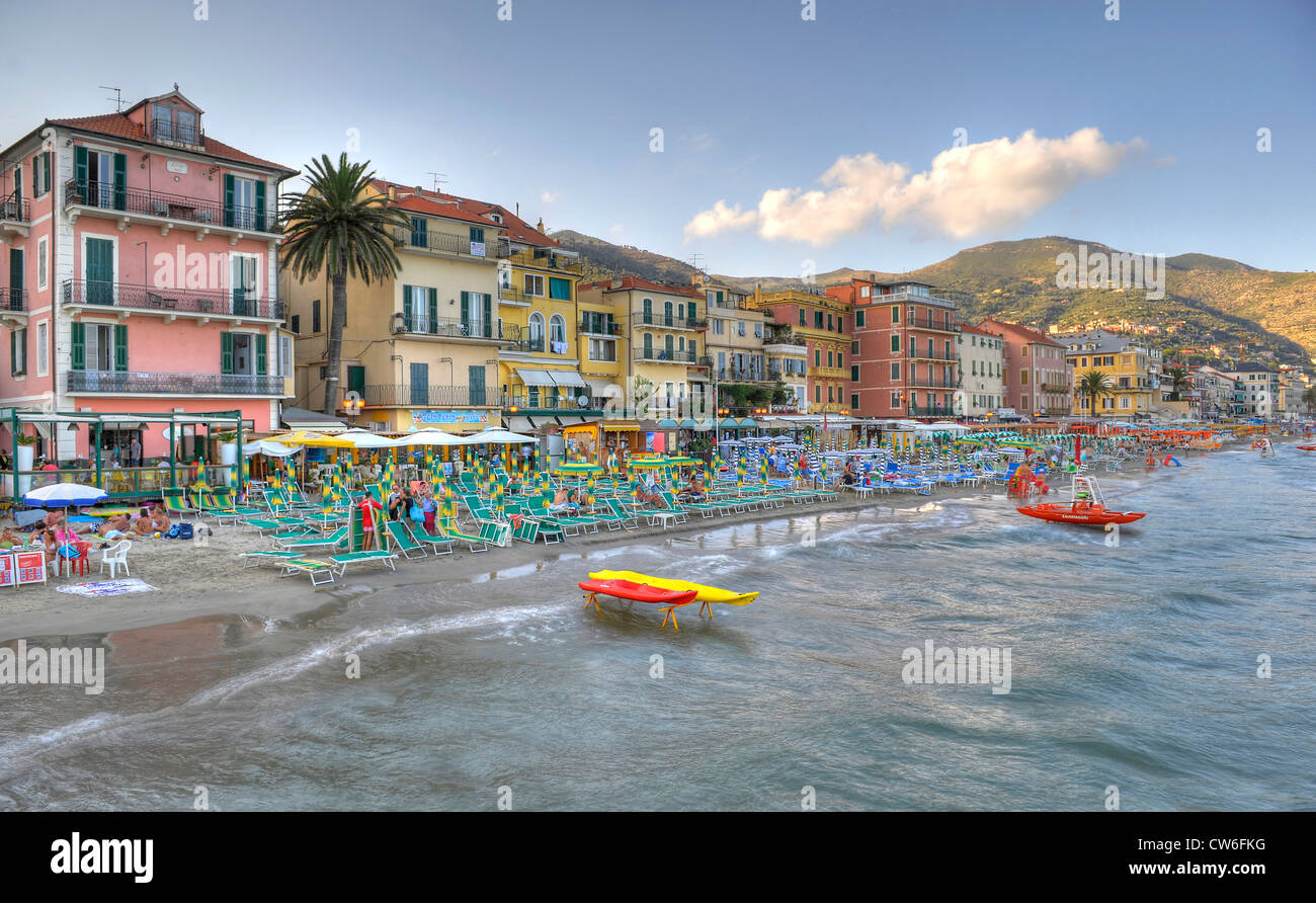 Beach alassio italian riviera immagini e fotografie stock ad alta ...