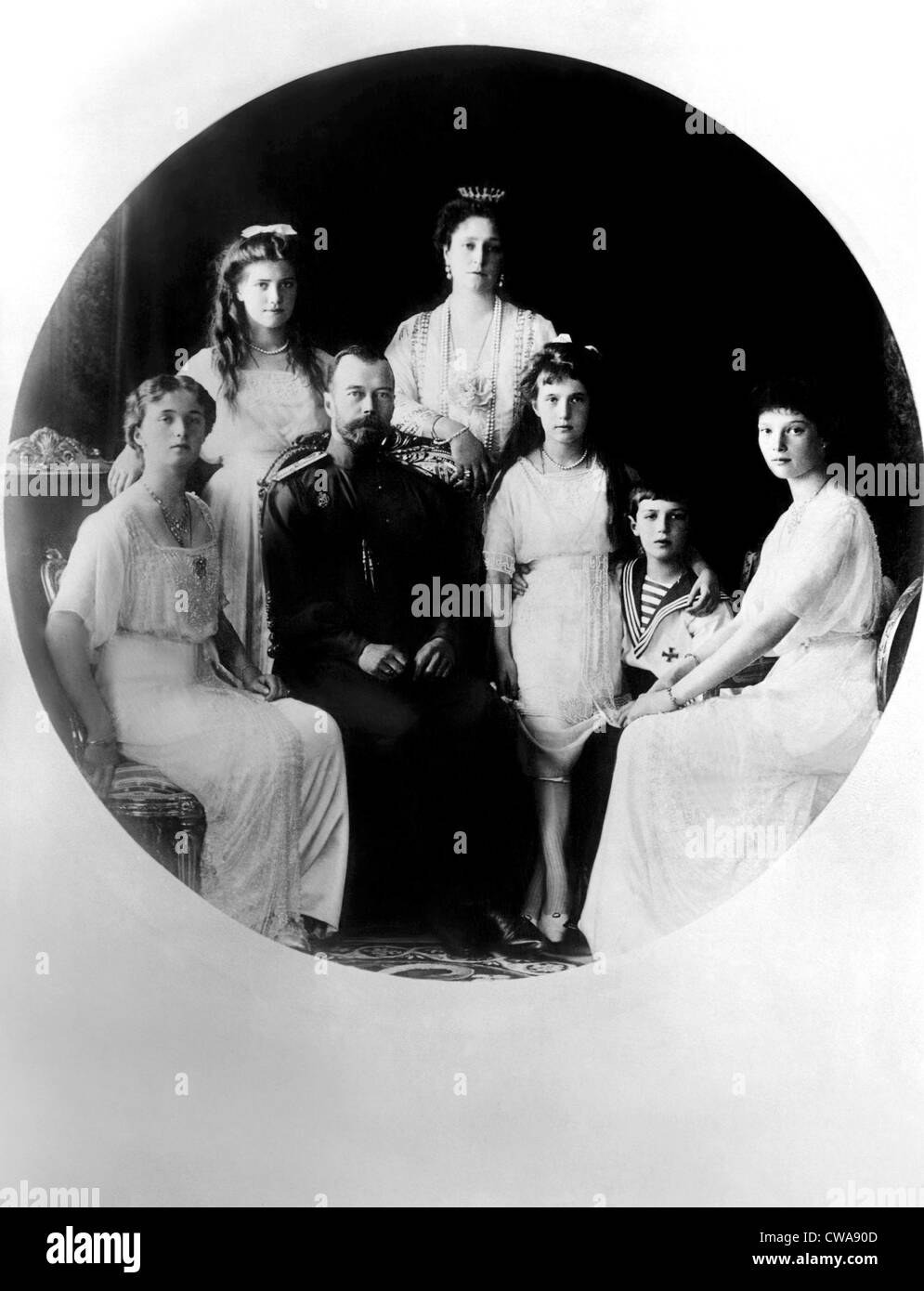 Russo della famiglia reale (da sinistra a destra). La granduchessa Olga ...