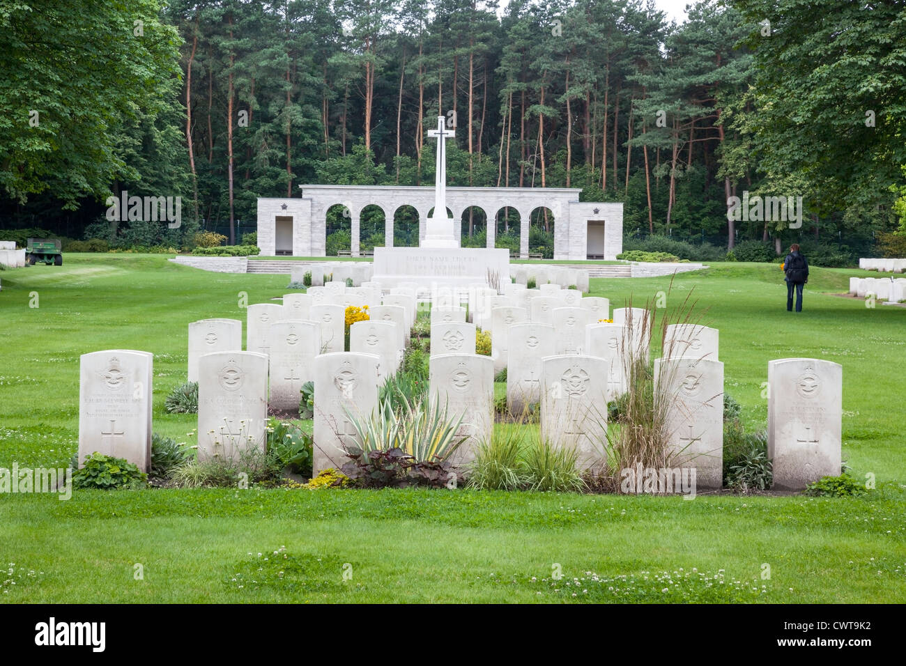 Cimitero di guerra del commonwealth immagini e fotografie stock ad alta ...