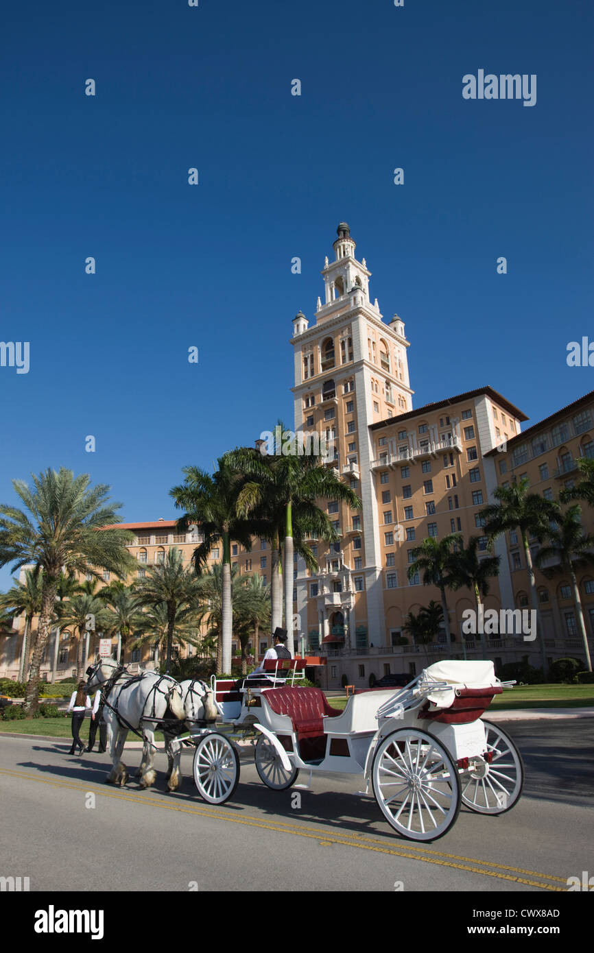 Carrozza trainata da cavalli urbana immagini e fotografie stock ad alta ...