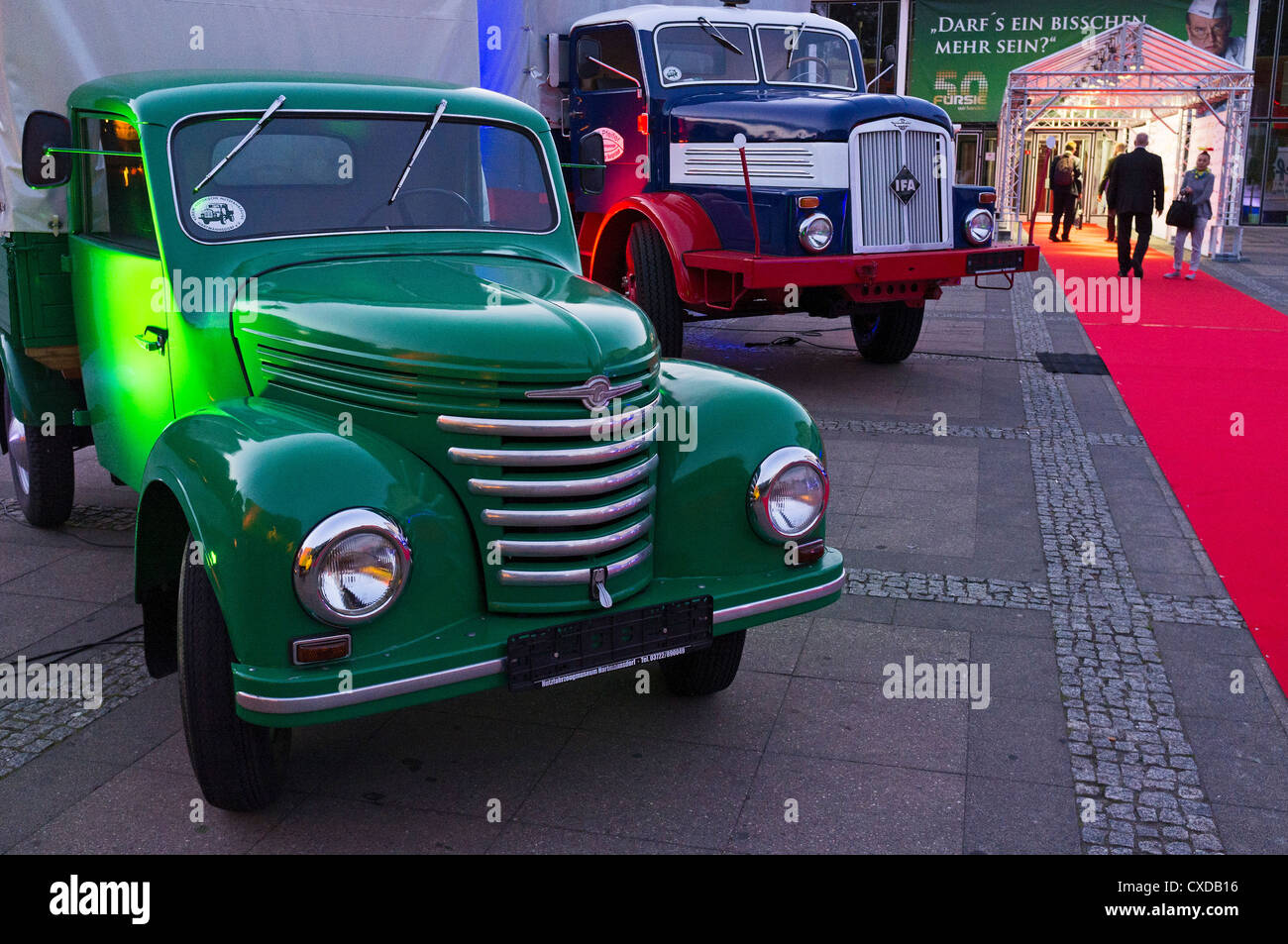 Vecchie macchine oldtimer immagini e fotografie stock ad alta ...