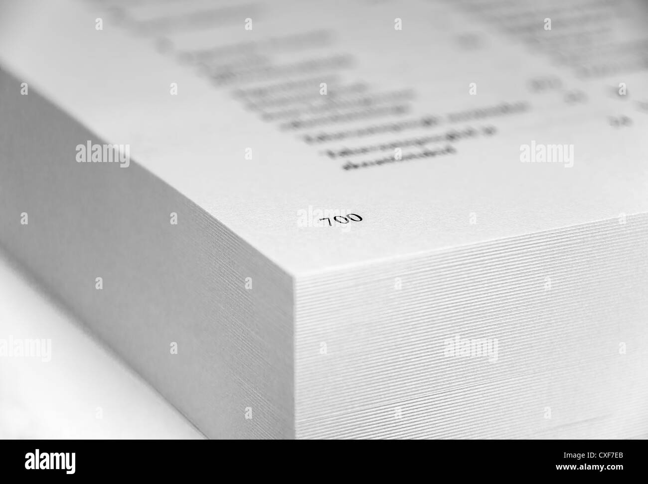 Relazione di lettura Foto e Immagini Stock in Bianco e Nero - Alamy