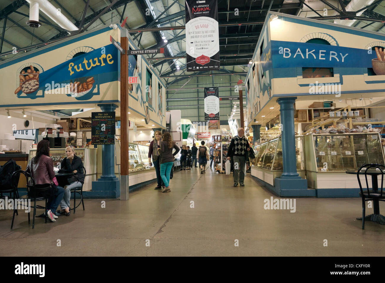 St lawrence market toronto inside immagini e fotografie stock ad alta ...