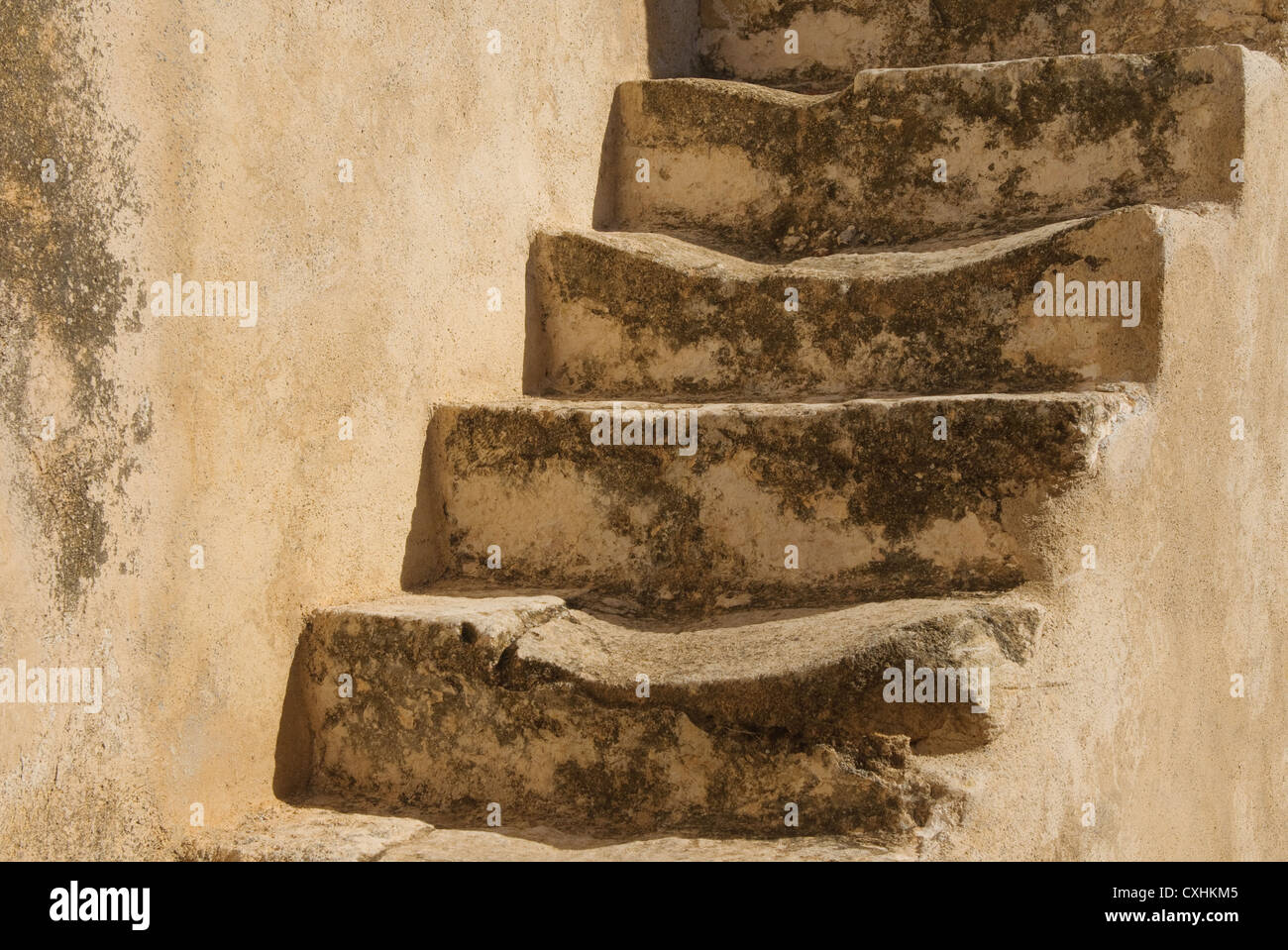 Vecchie scale di pietra immagini e fotografie stock ad alta risoluzione ...