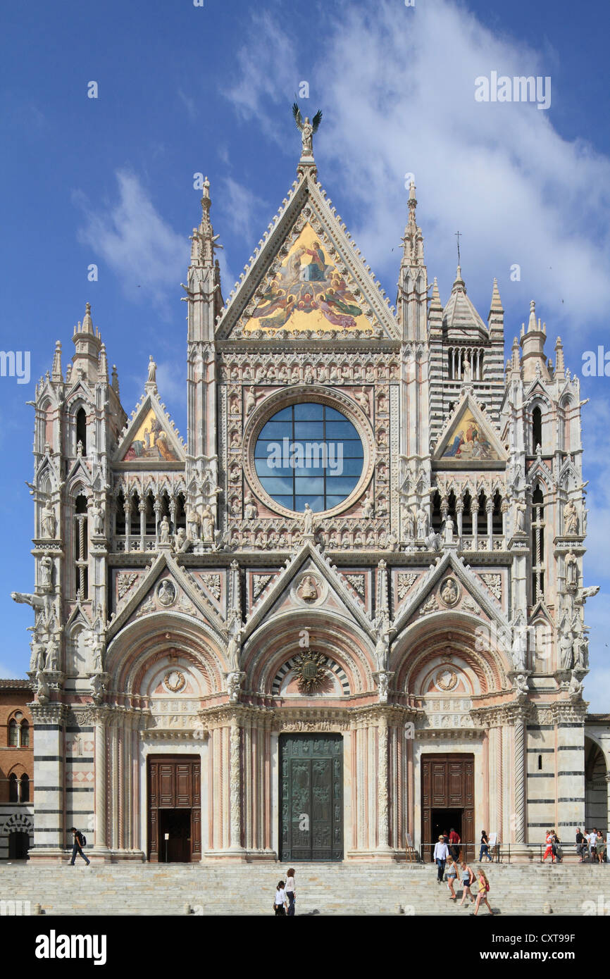 Facciata principale di Giovanni Pisano, Cattedrale di Siena, Cattedrale ...