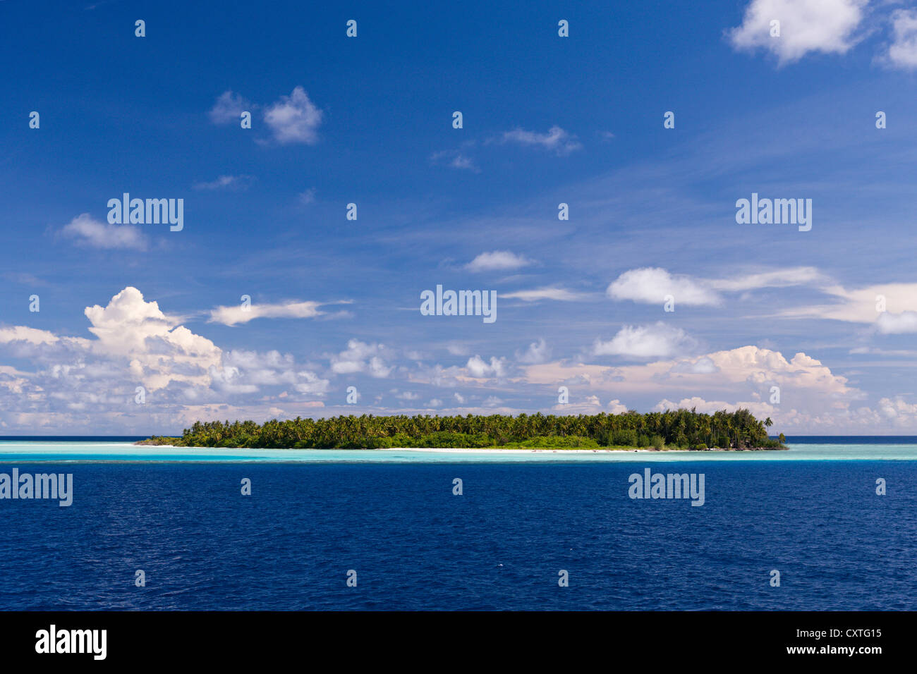 Atollo delle maldive immagini e fotografie stock ad alta risoluzione ...