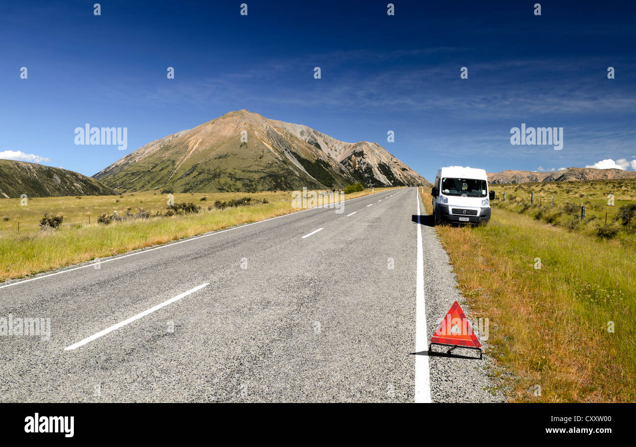 Veicoli parcheggiati sul ciglio della strada immagini e fotografie ...