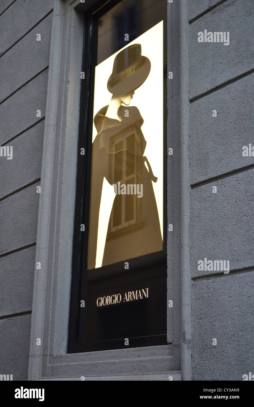 Giorgio armani milan immagini e fotografie stock ad alta risoluzione ...