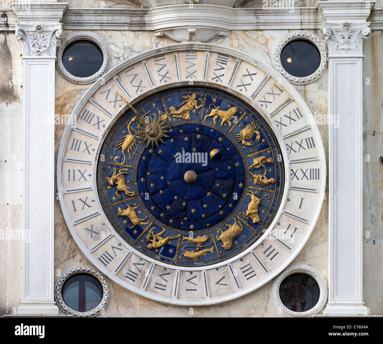 Orologio dei segni zodiacali immagini e fotografie stock ad alta ...
