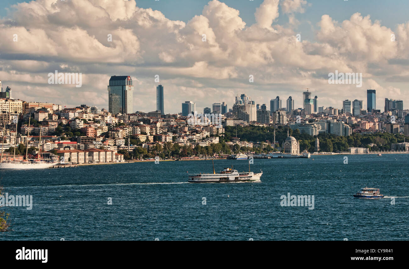 Vista attraverso il bosforo immagini e fotografie stock ad alta ...
