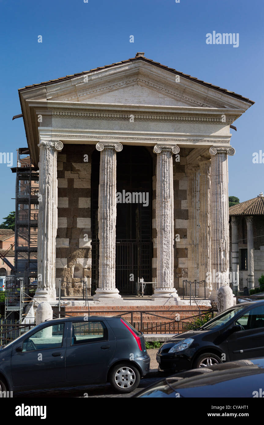 Tempio romano immagini e fotografie stock ad alta risoluzione - Alamy