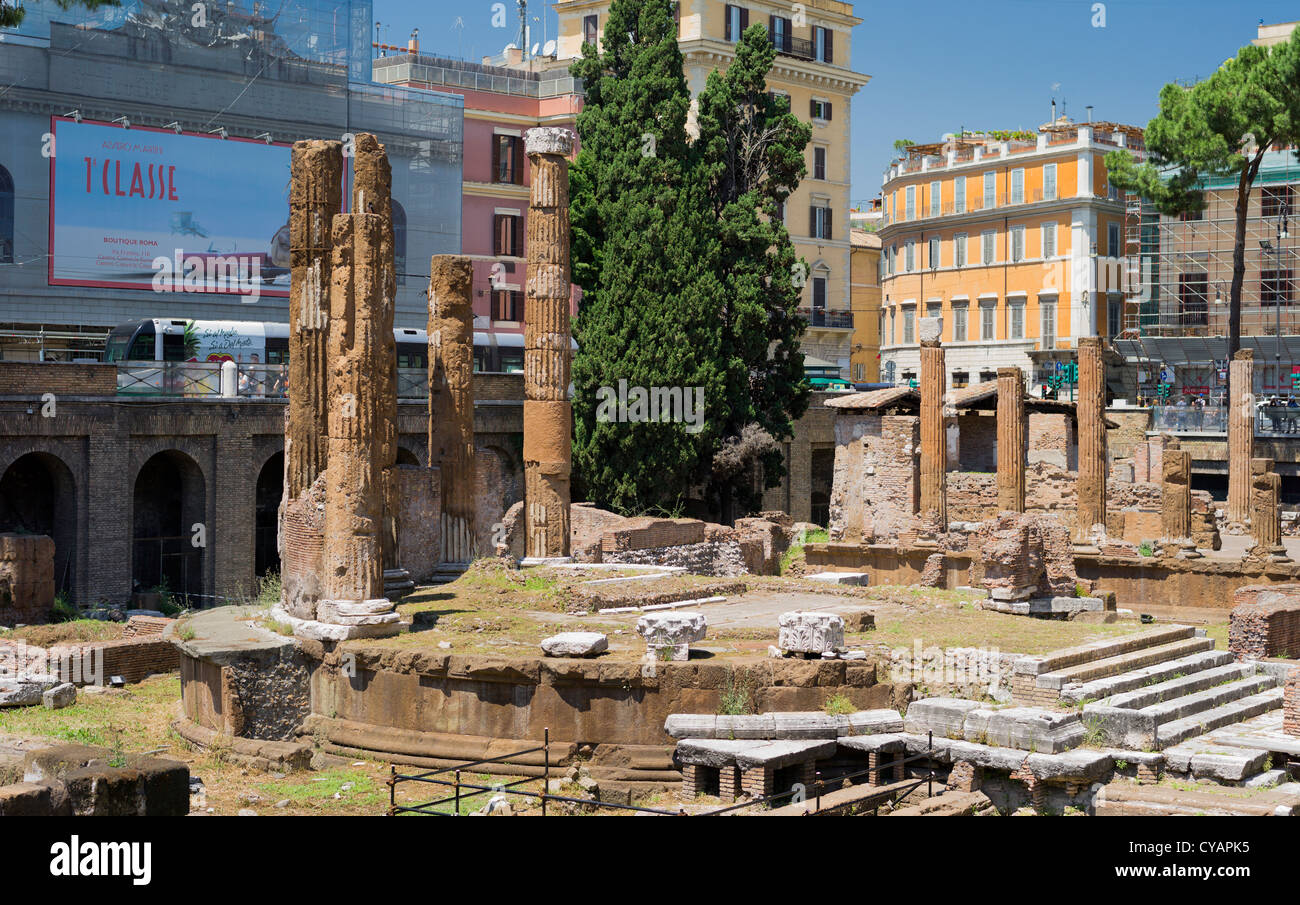 Foro romano imperiale immagini e fotografie stock ad alta risoluzione ...