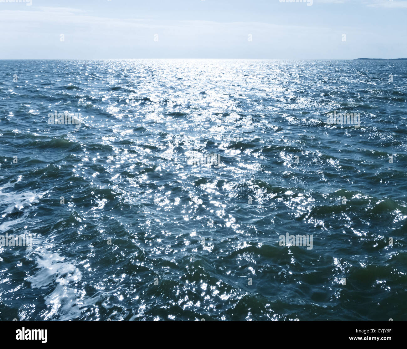 Acqua del lago immagini e fotografie stock ad alta risoluzione - Alamy