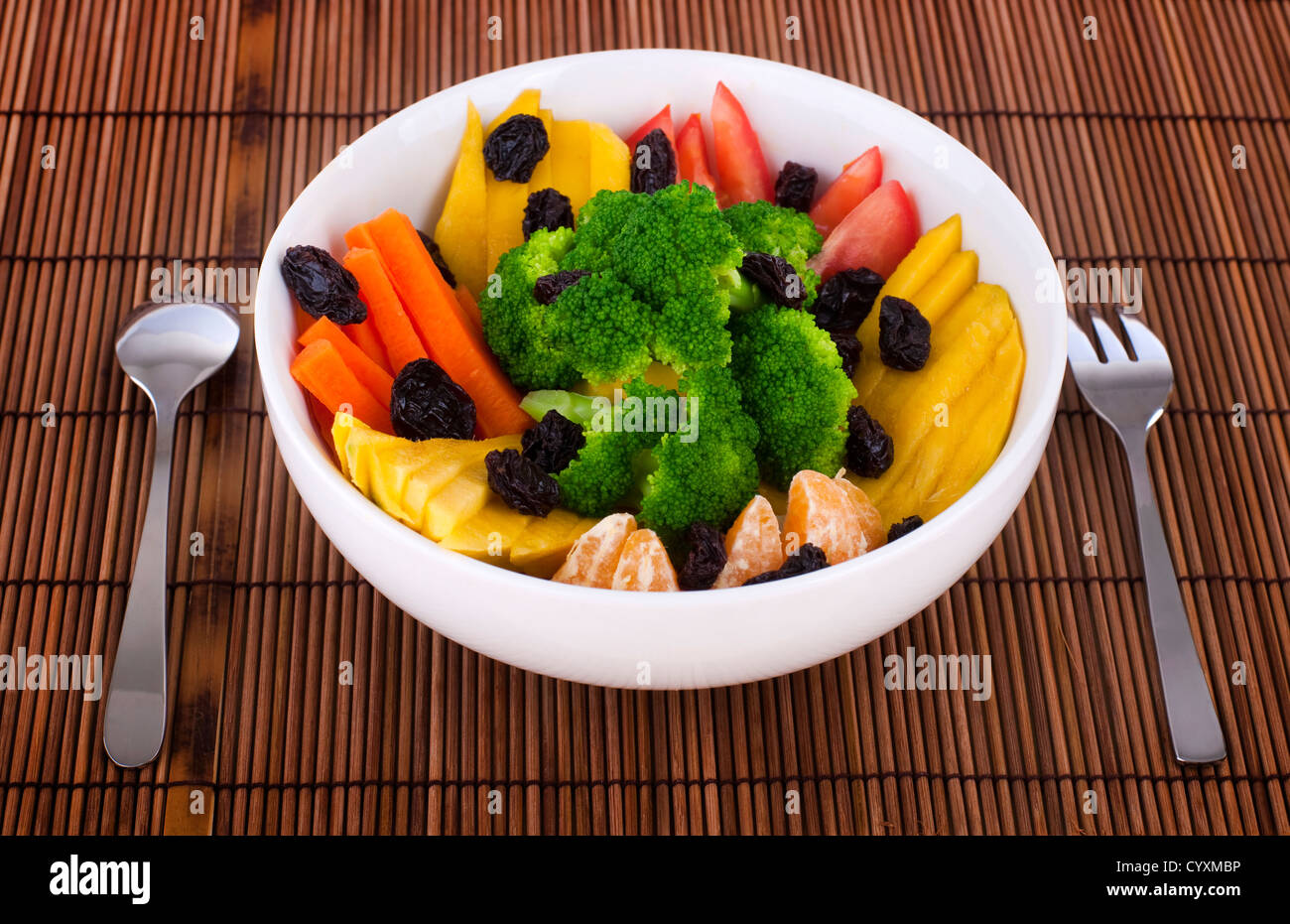 Insalata di frutta tropicale vegetariana immagini e fotografie stock ad ...