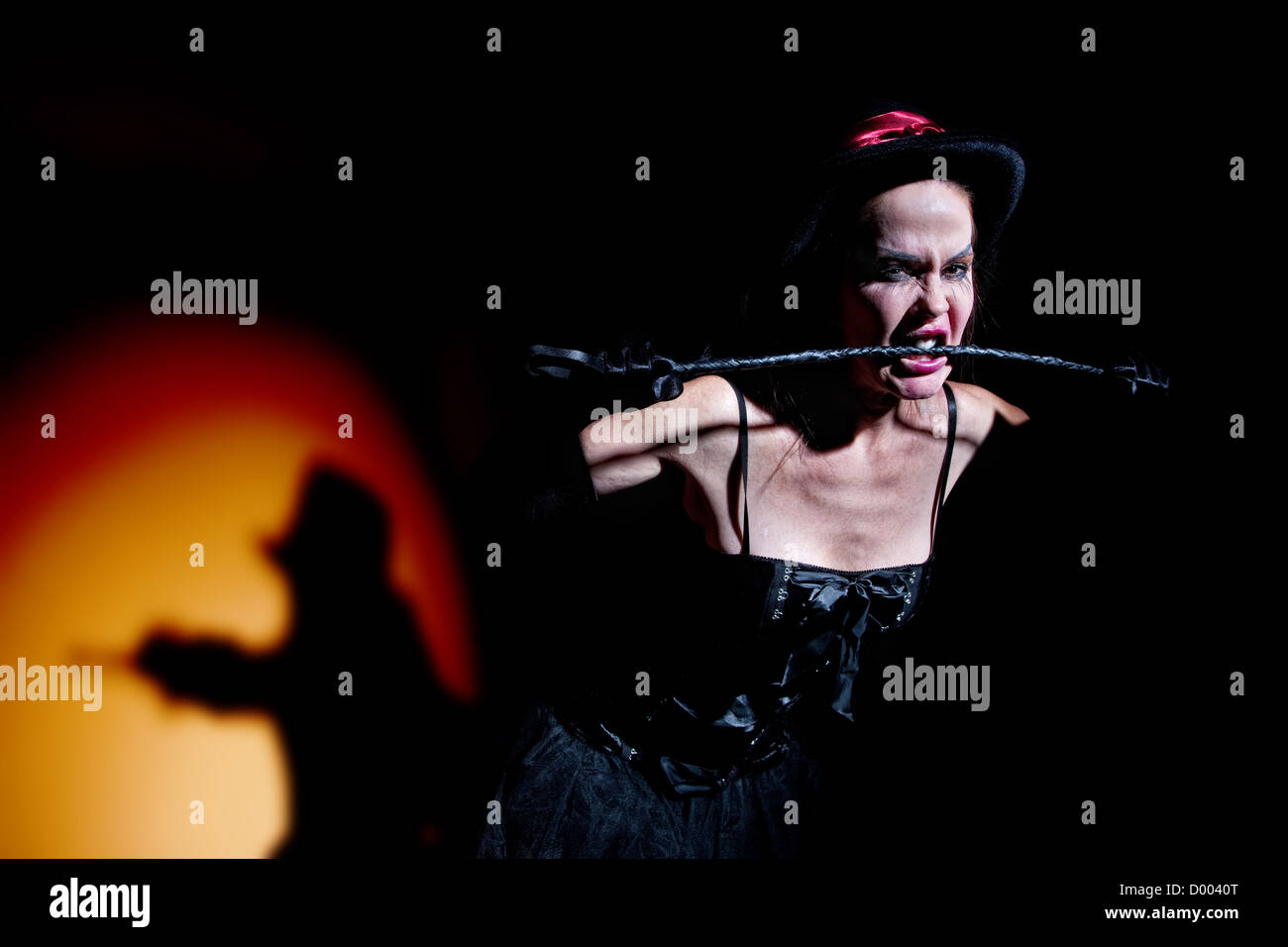 Donna Vestita Da Dominatrice Immagini e Fotos Stock - Alamy