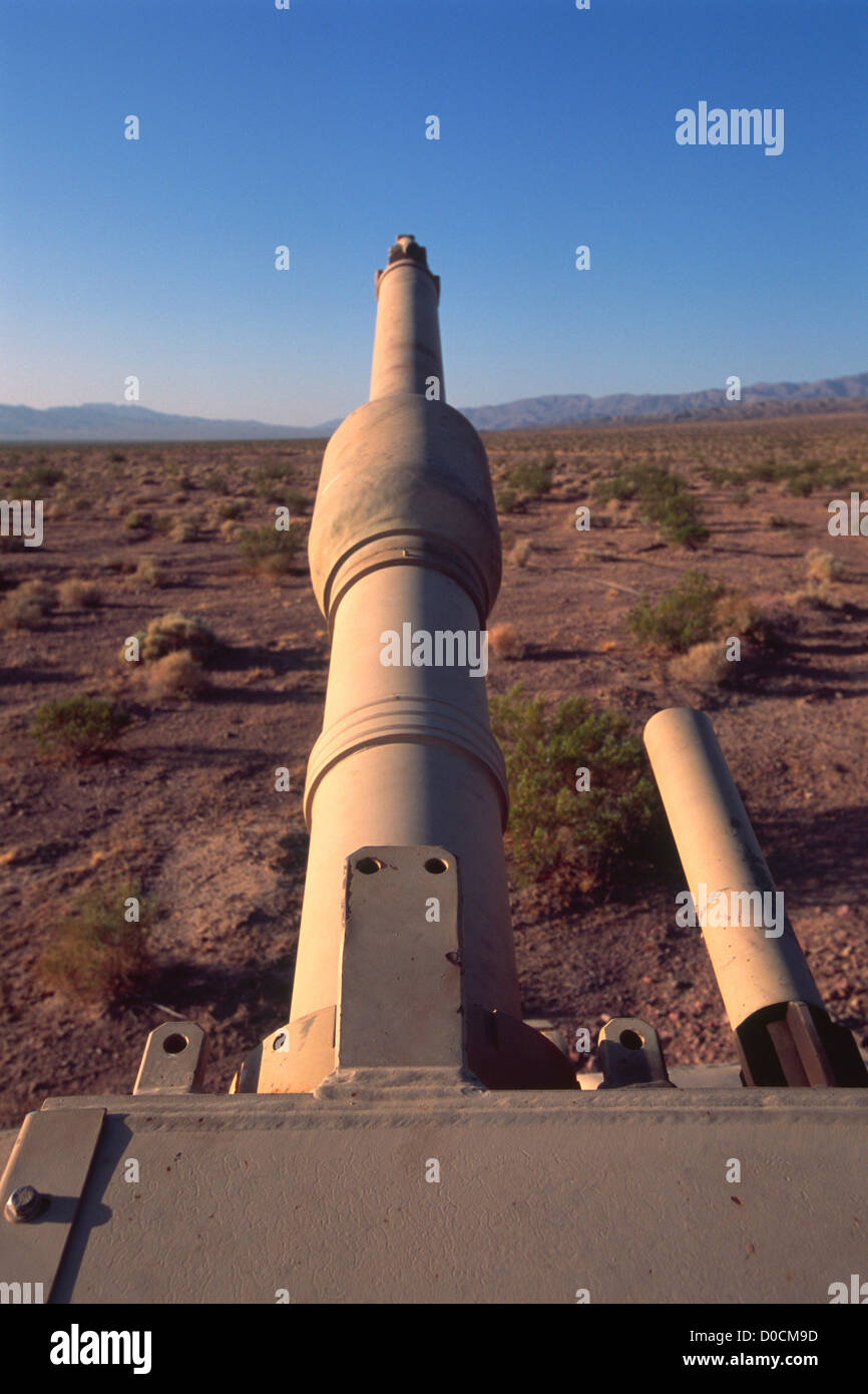 Vista dalla torretta di un M1A1 Abrams battaglia serbatoio del 120mm ...