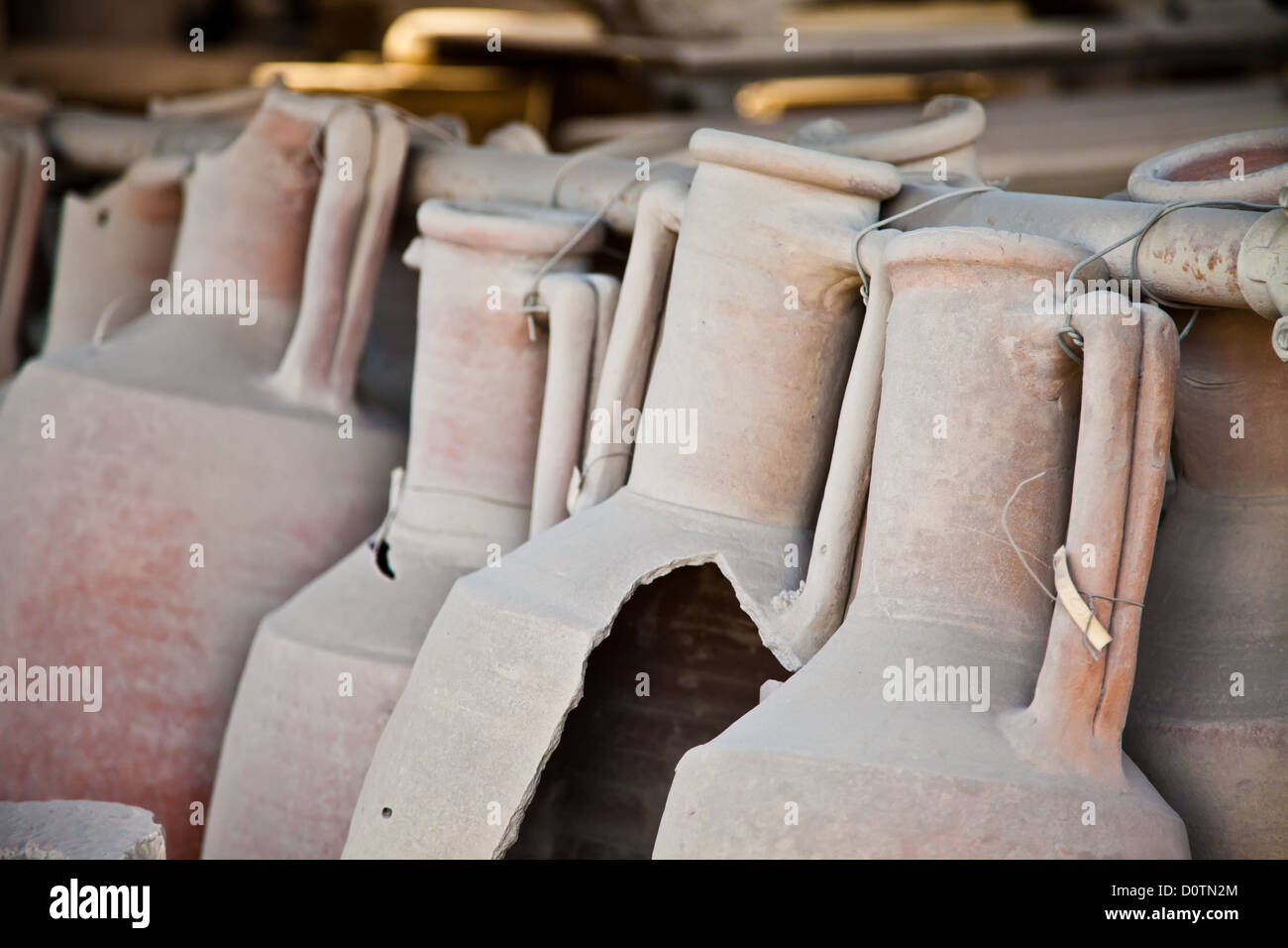 Anfore greche immagini e fotografie stock ad alta risoluzione - Alamy