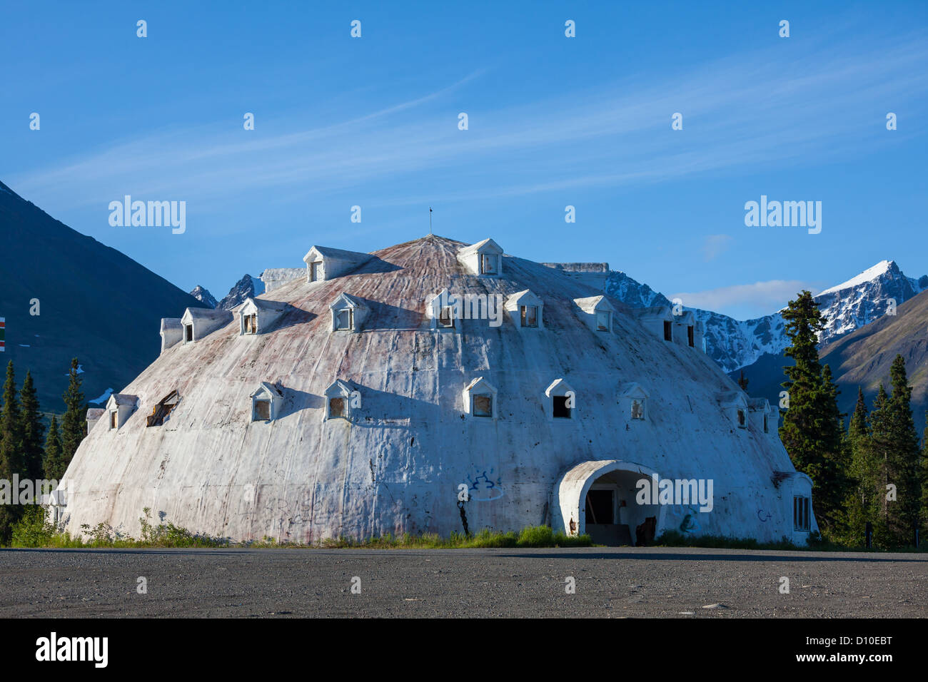 Igloo alaska immagini e fotografie stock ad alta risoluzione - Alamy