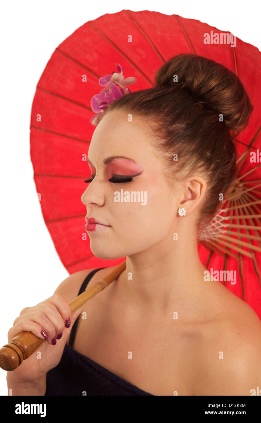Geisha moderna immagini e fotografie stock ad alta risoluzione - Alamy