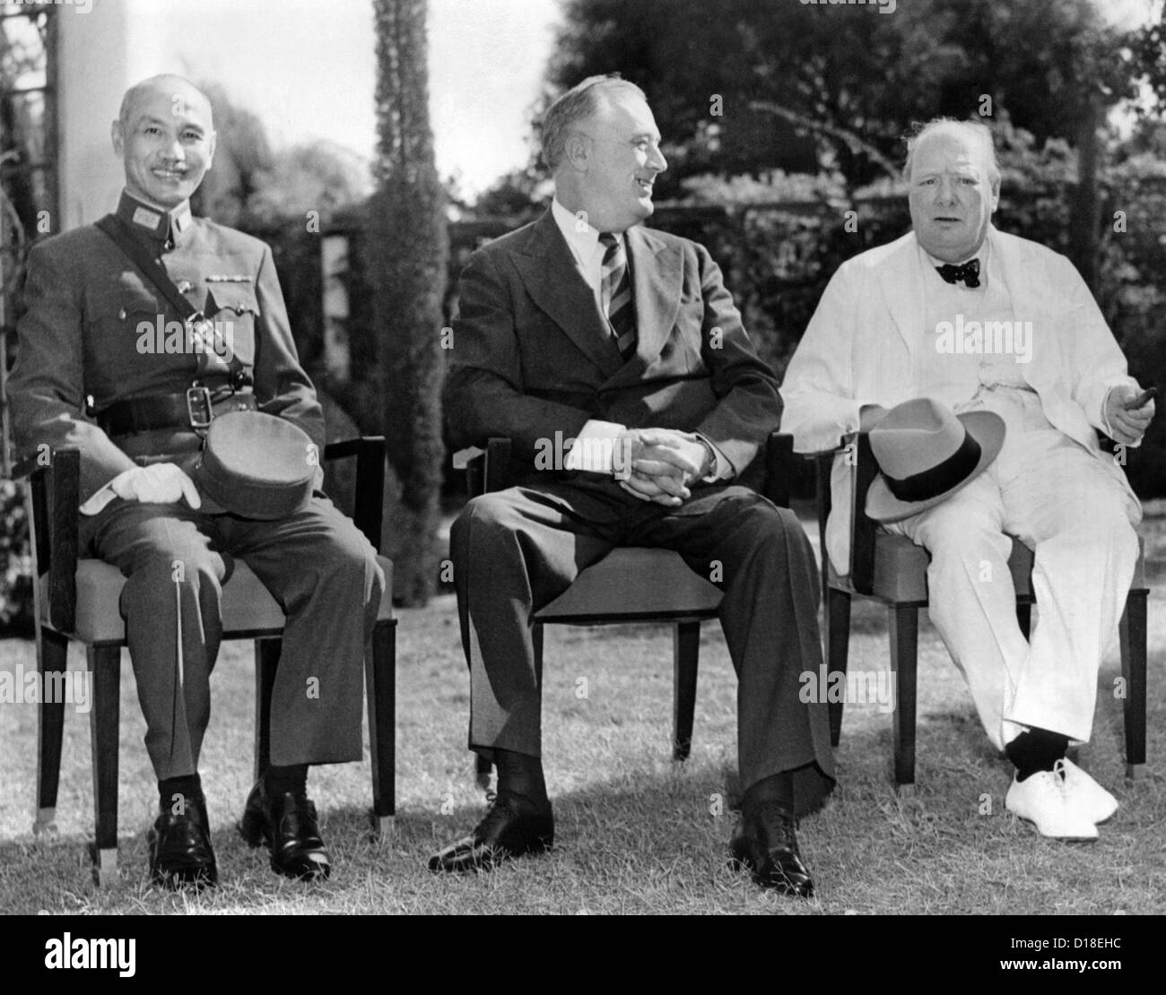 L ex Presidente Herbert Hoover bandiera drappeggiati bara. Le forze ...