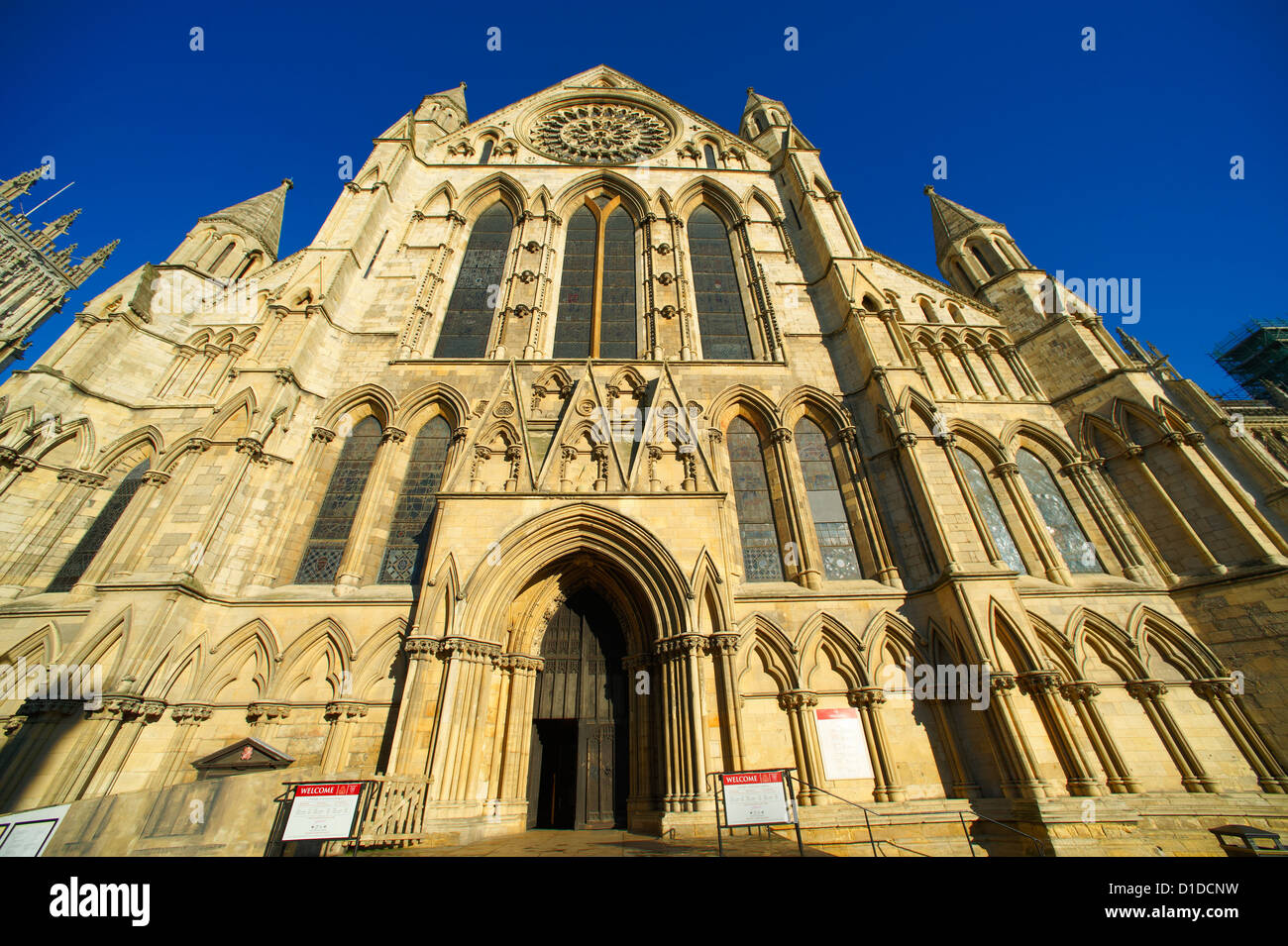 Esterno l'architettura gotica della Cattedrale e Metropolitical chiesa ...
