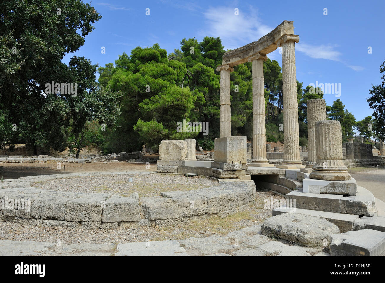 Colonne greche immagini e fotografie stock ad alta risoluzione - Alamy