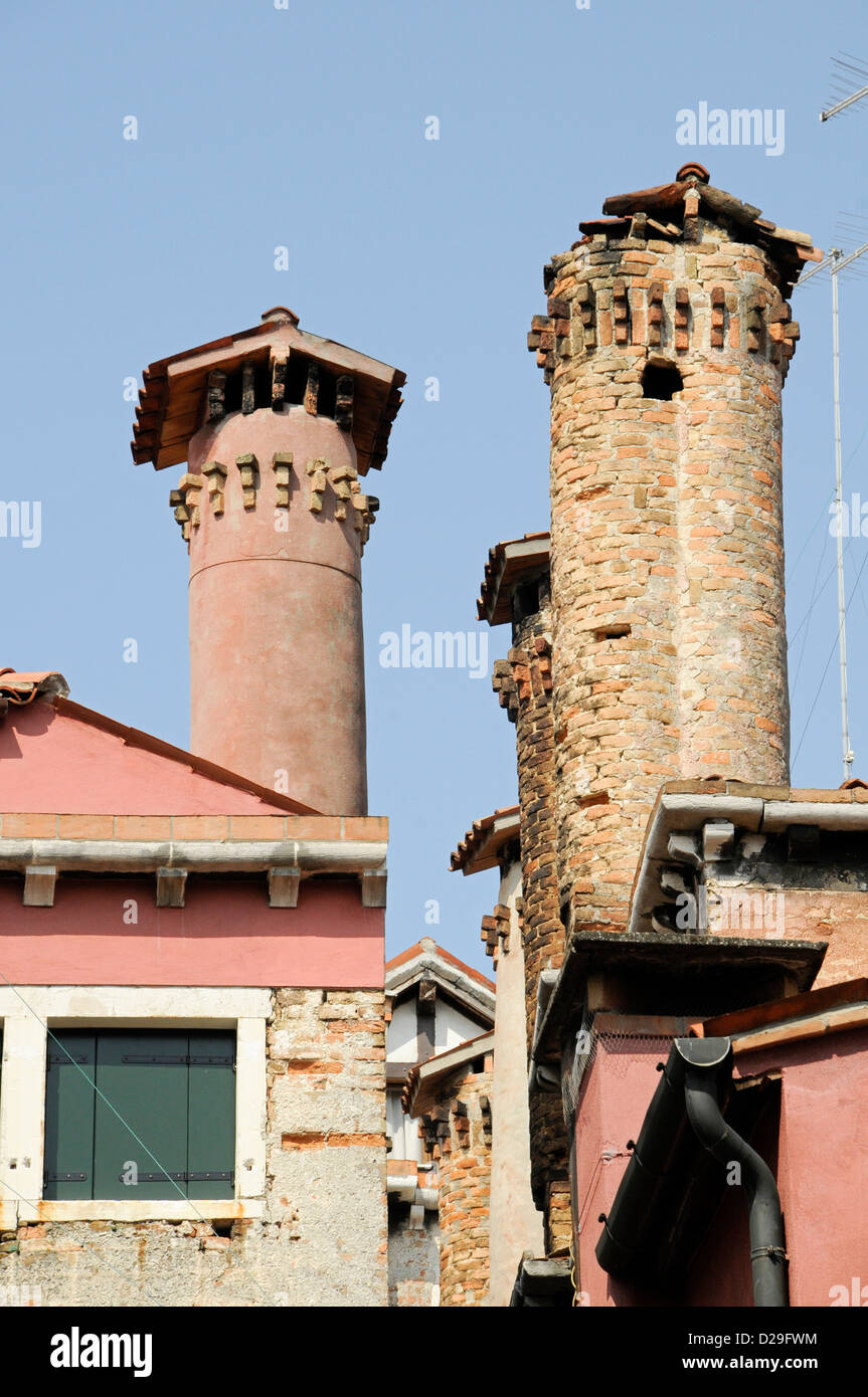 Camini neri immagini e fotografie stock ad alta risoluzione - Alamy