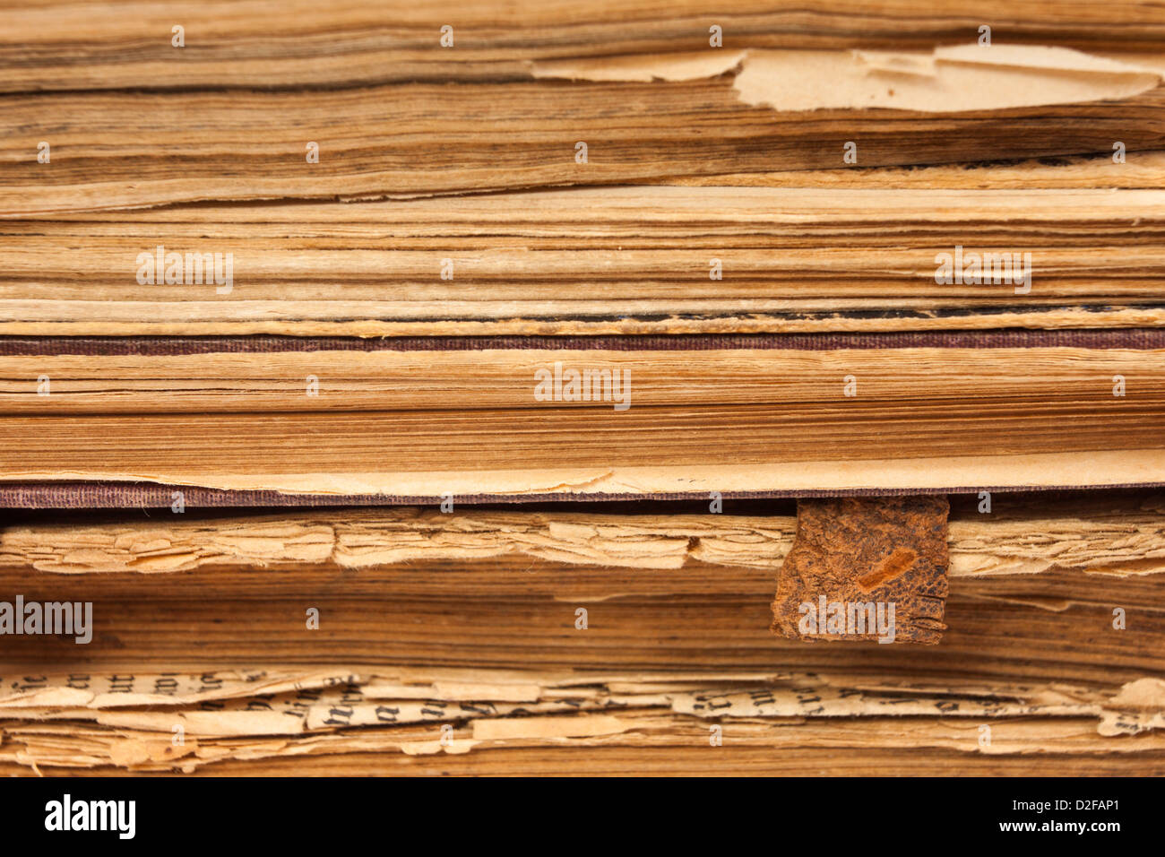 Old book pages immagini e fotografie stock ad alta risoluzione - Alamy