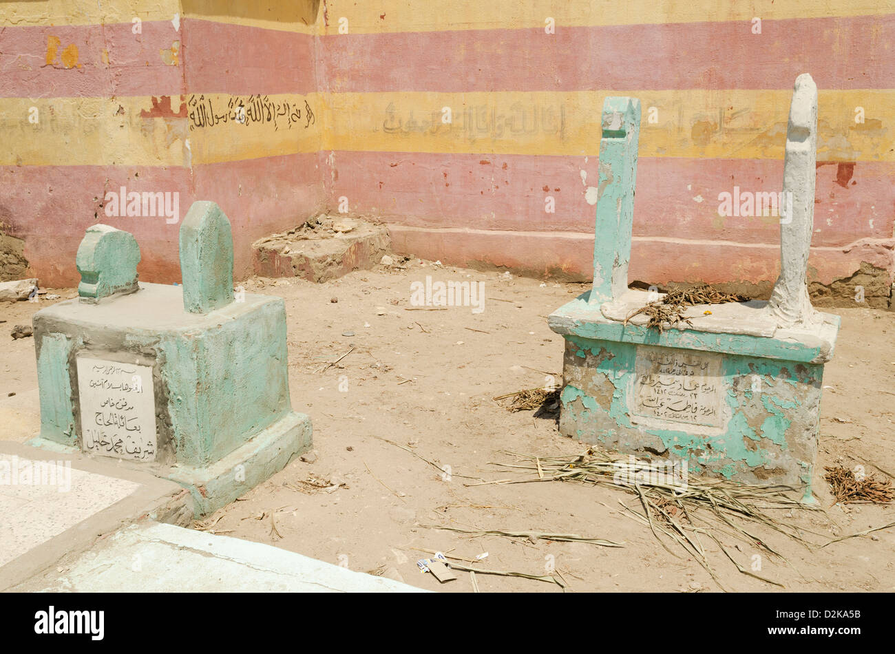Muslim cemetery immagini e fotografie stock ad alta risoluzione - Alamy