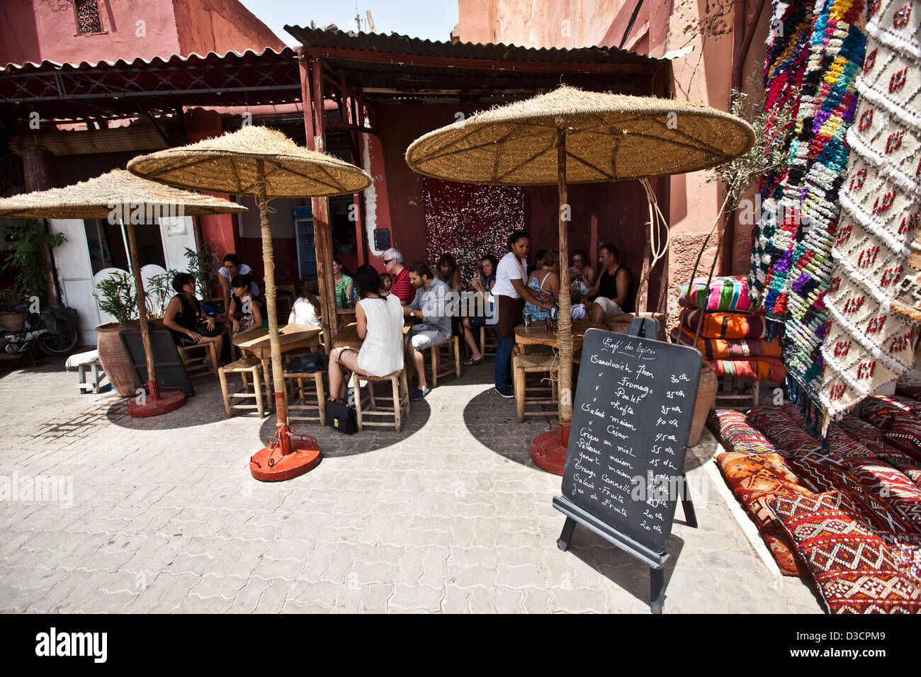 Marocco cafe immagini e fotografie stock ad alta risoluzione - Alamy