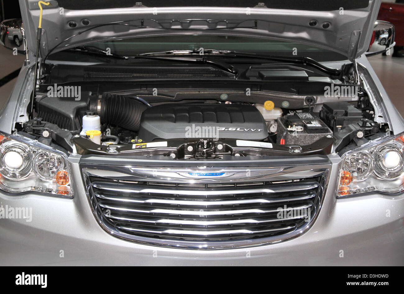 Cofano motore aperto immagini e fotografie stock ad alta risoluzione ...