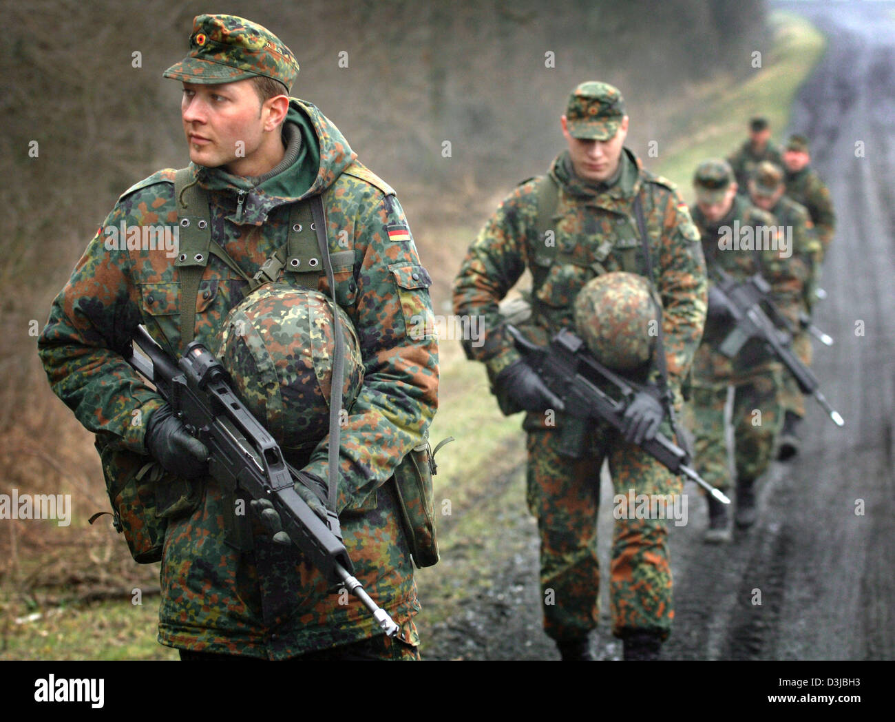 Bundeswehr uniform immagini e fotografie stock ad alta risoluzione - Alamy