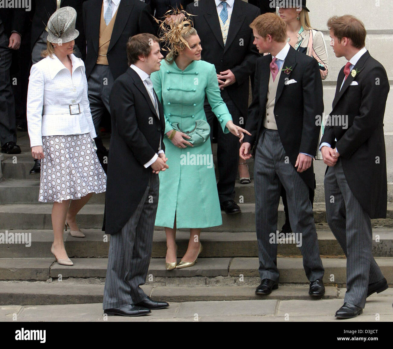 (Dpa) - (L) - Sophie del Wessex e Tom e Laura Parker Bowles chat con il ...