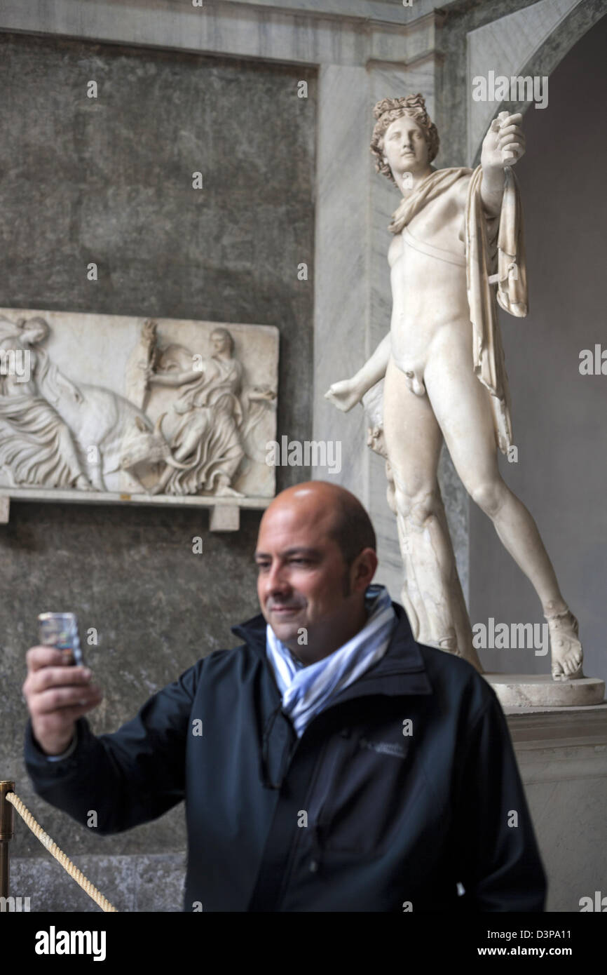 Famosi classici della scultura in marmo Apollo Belvedere Pythian Apollo ...