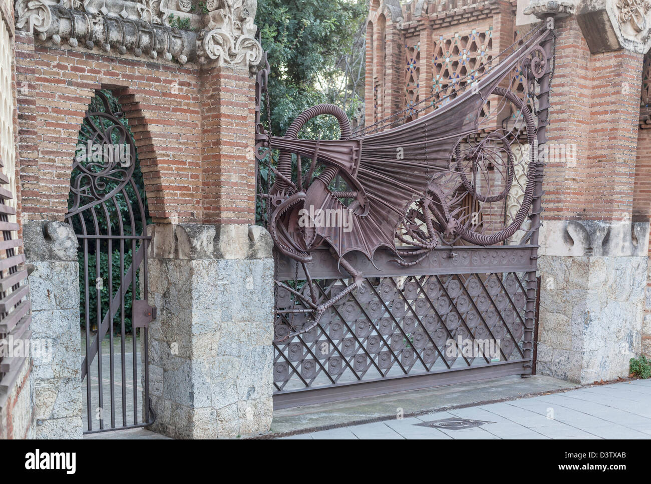 Padiglioni gaudi immagini e fotografie stock ad alta risoluzione - Alamy