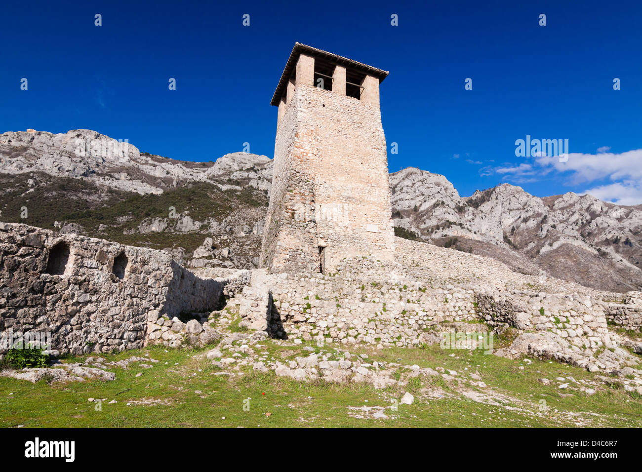 Castello albania immagini e fotografie stock ad alta risoluzione - Alamy