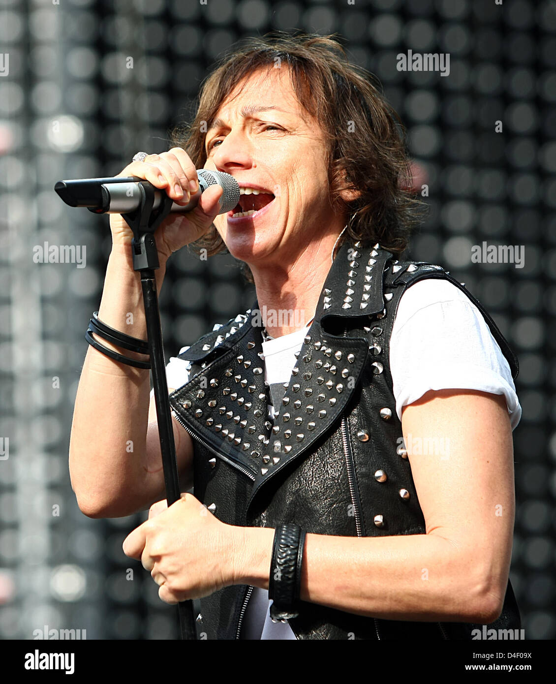 Cantante rock italiano immagini e fotografie stock ad alta risoluzione ...