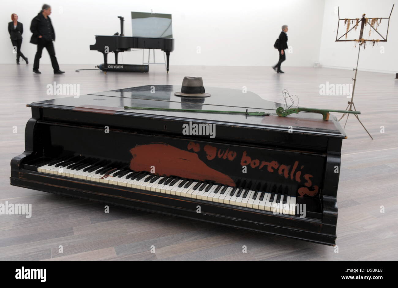 The oeuvre of joseph beuys immagini e fotografie stock ad alta ...