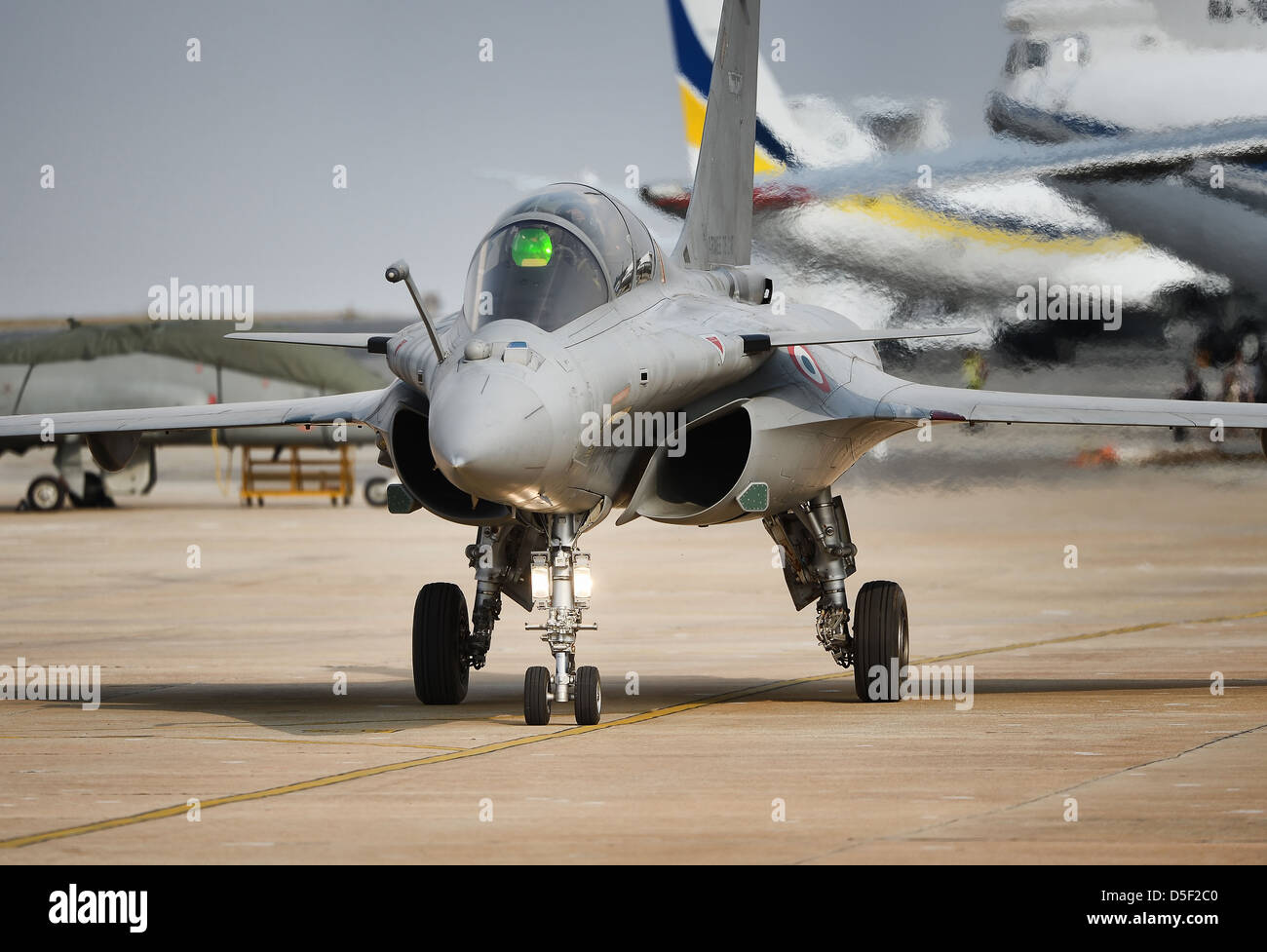 Aereo da caccia dassault rafale immagini e fotografie stock ad alta ...