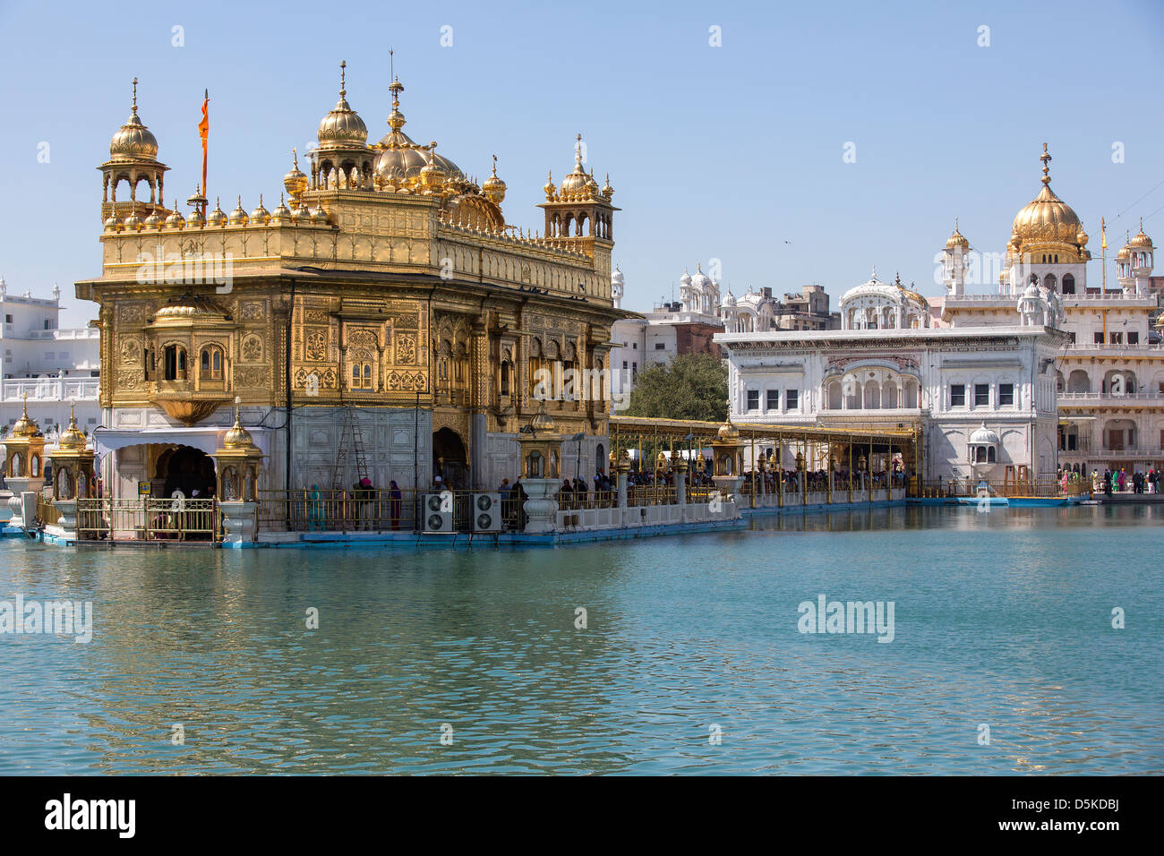 Golden temple amritsar immagini e fotografie stock ad alta risoluzione ...