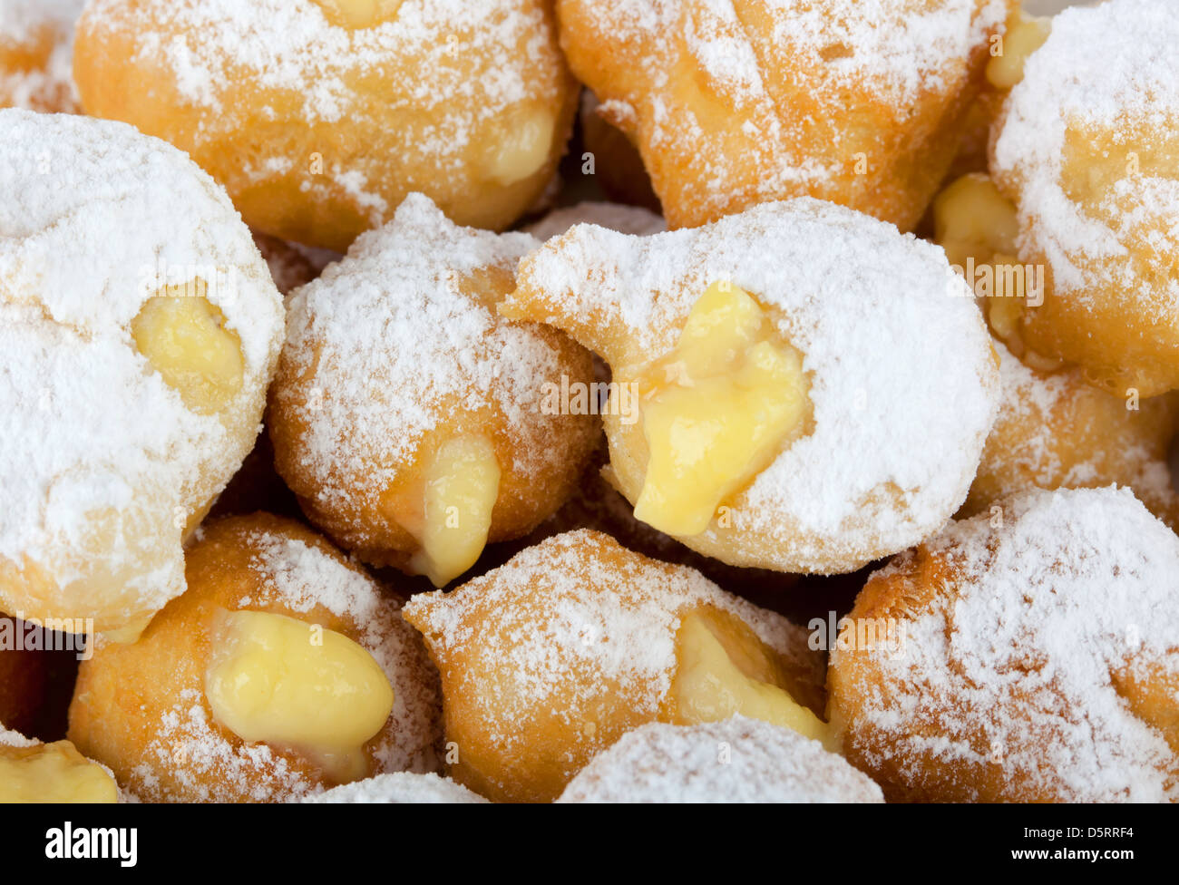 Dolce tipico italiano immagini e fotografie stock ad alta risoluzione ...