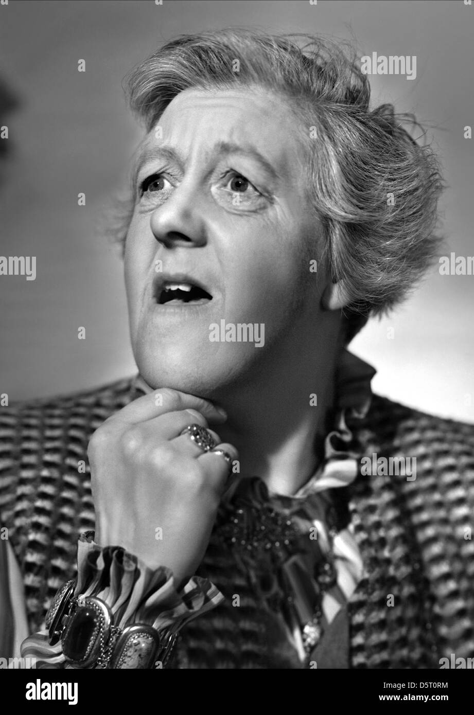 Margaret rutherford immagini e fotografie stock ad alta risoluzione - Alamy