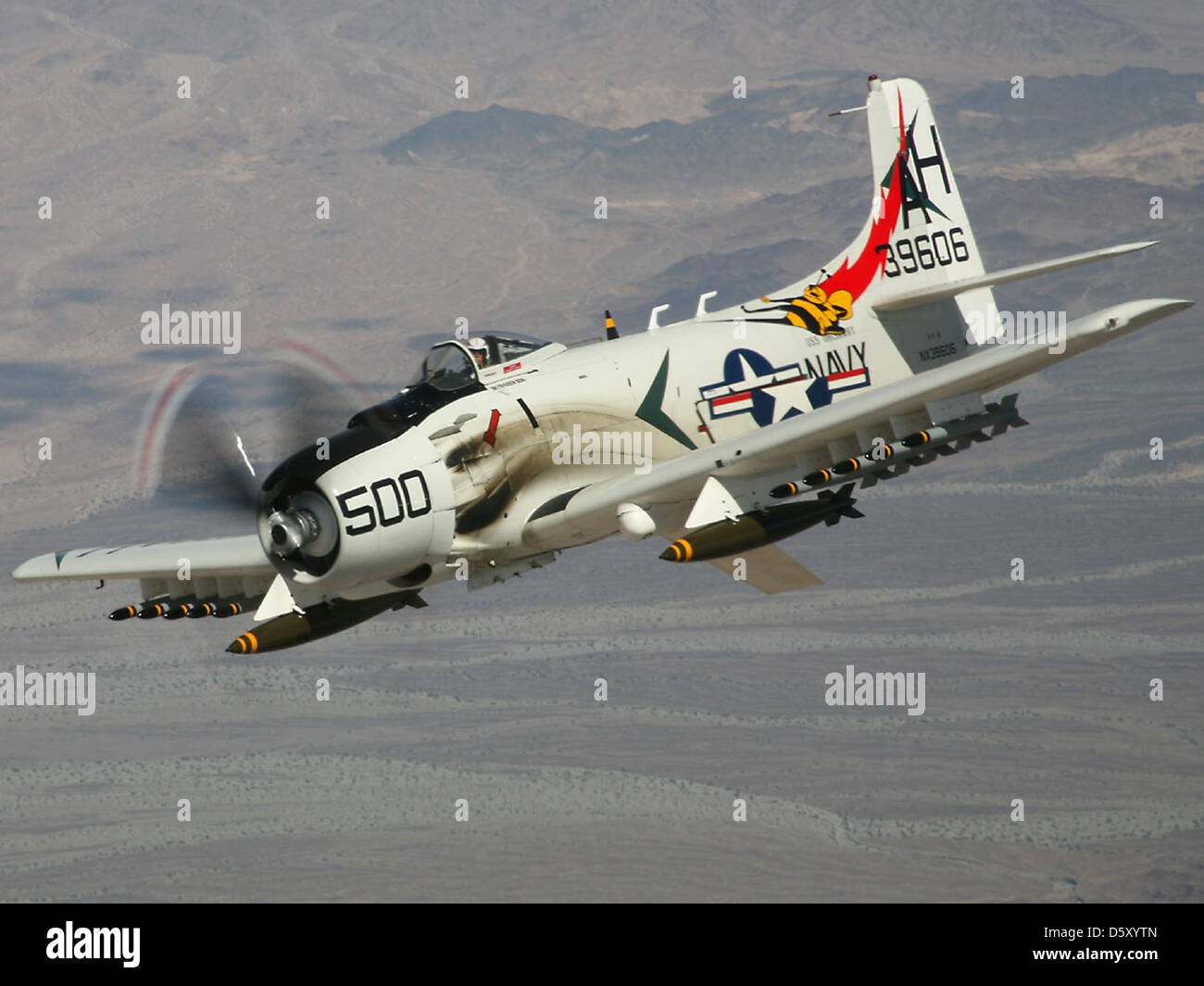 A 1h skyraider immagini e fotografie stock ad alta risoluzione - Alamy