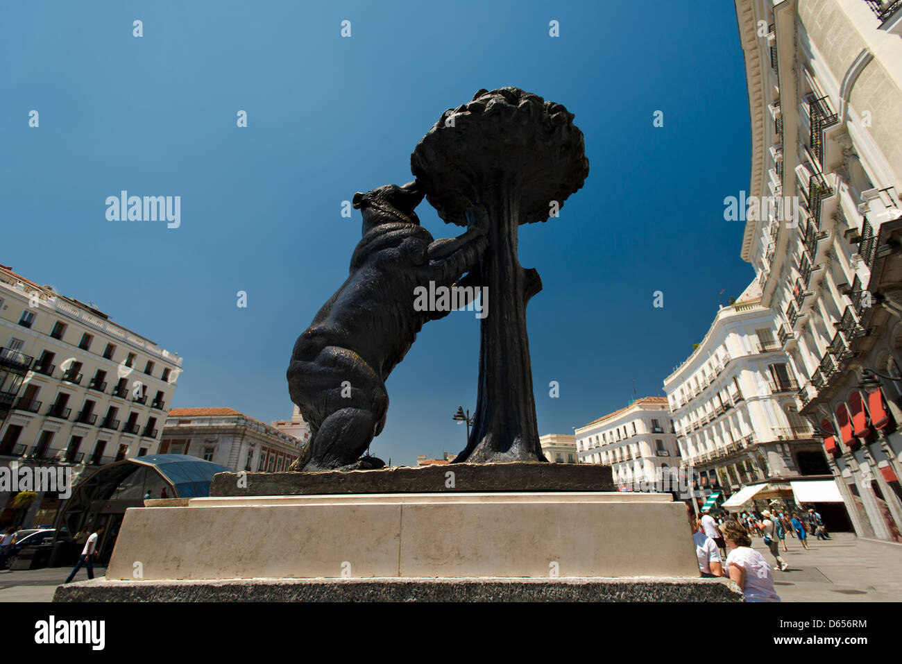 Orso scultura madrid immagini e fotografie stock ad alta risoluzione ...