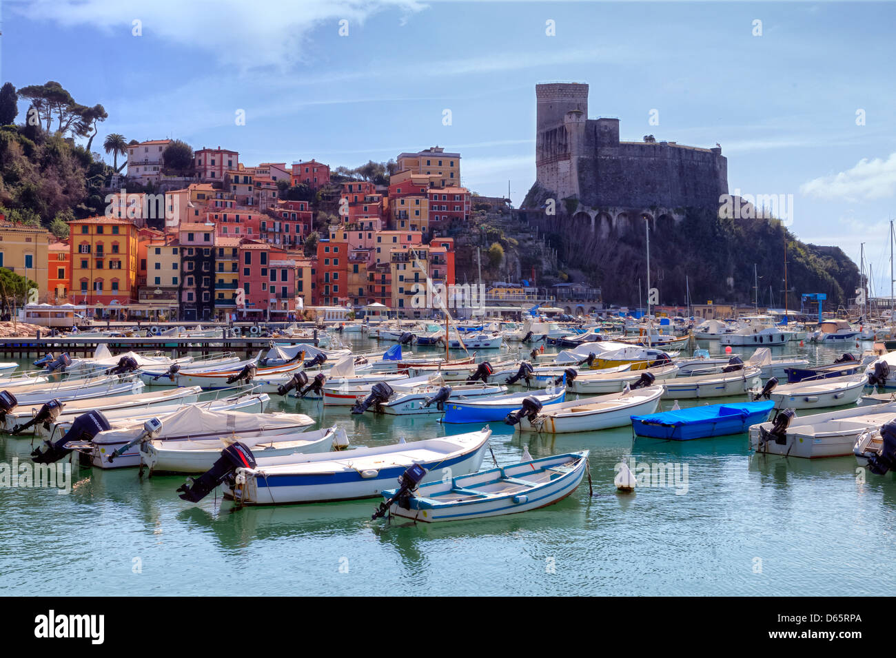 Castello di lerici immagini e fotografie stock ad alta risoluzione - Alamy