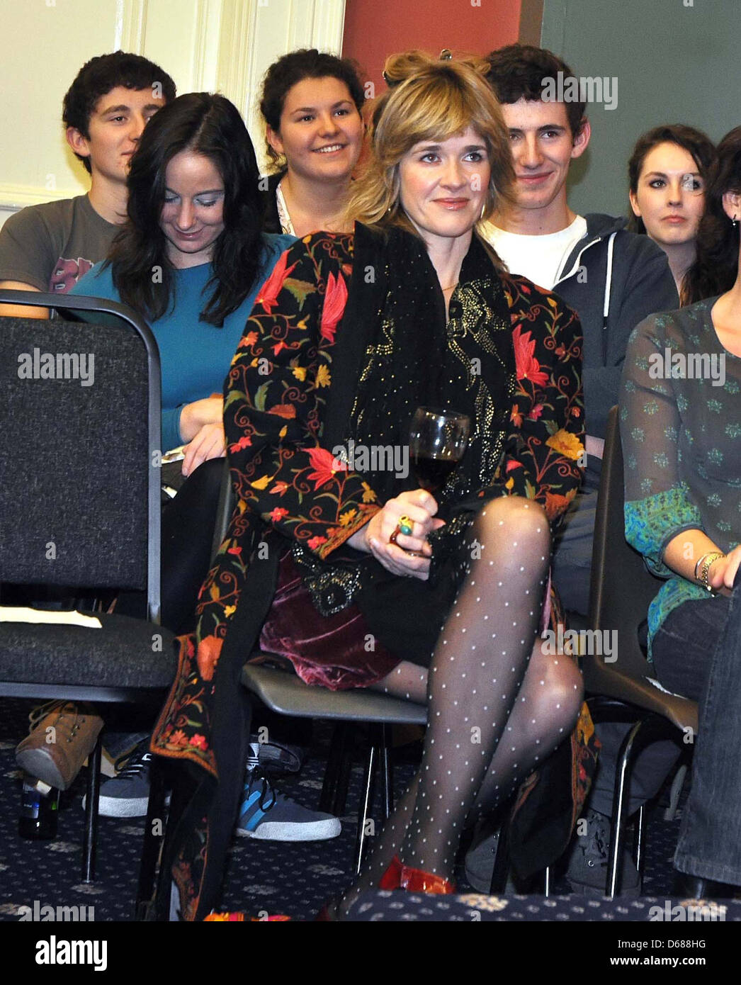 Dominic west and catherine fitzgerald immagini e fotografie stock ad ...