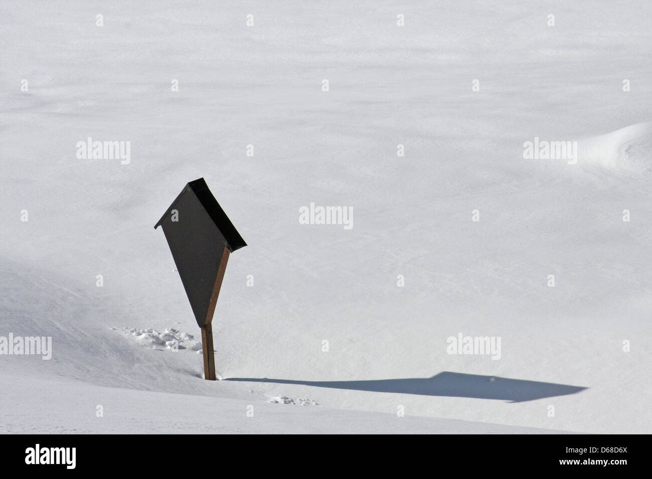 Capitelli in legno immagini e fotografie stock ad alta risoluzione - Alamy